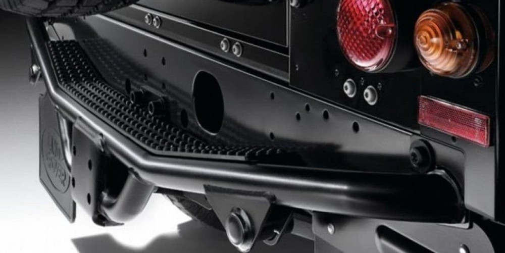 Defender 90 Rear Tow Bar Step Assembly - NAS Style - Defender up to ...