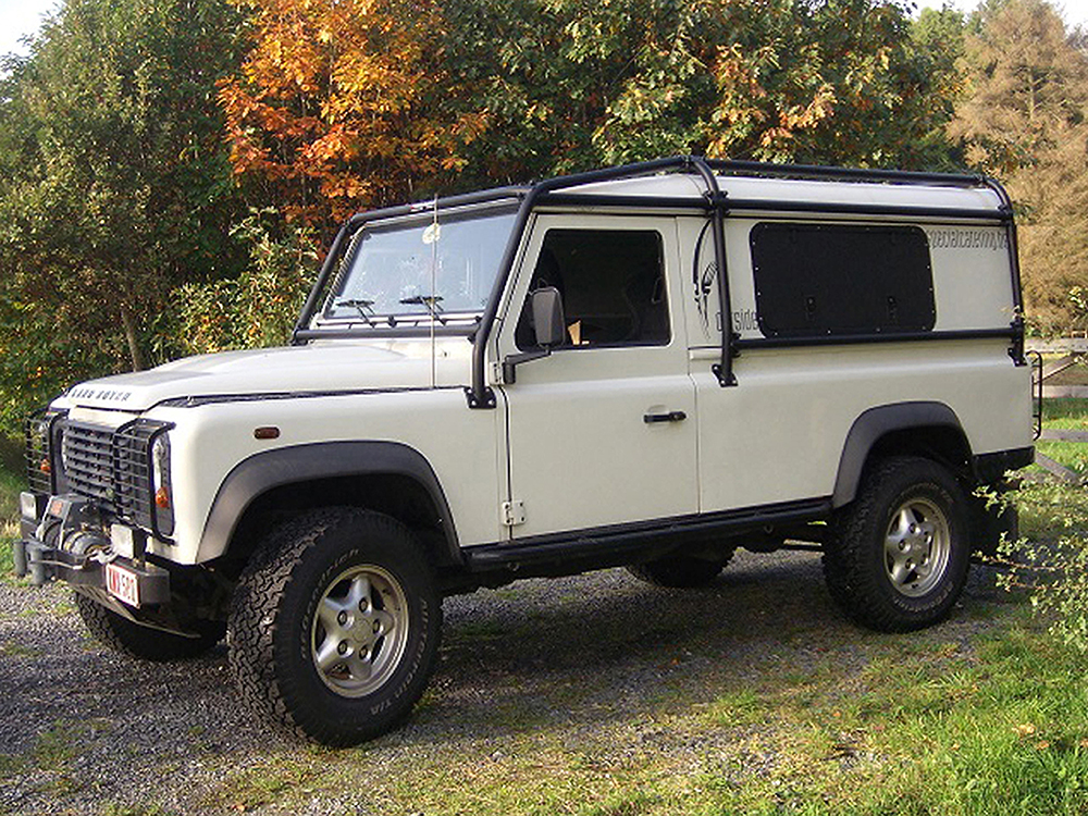 RBL1907SSS Defender 110 2 Door Full External Multi-point Bolt-In Roll ...