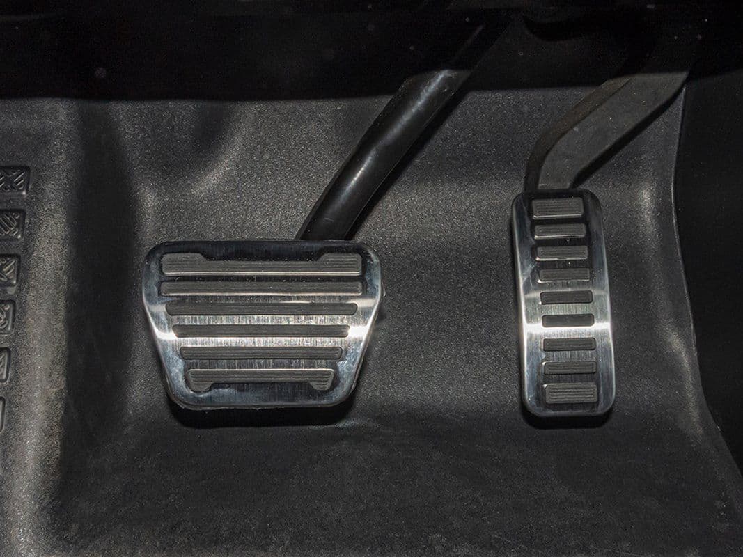 DA2975/VPLWS0475 New Defender L663 Aluminium Pedal Kit