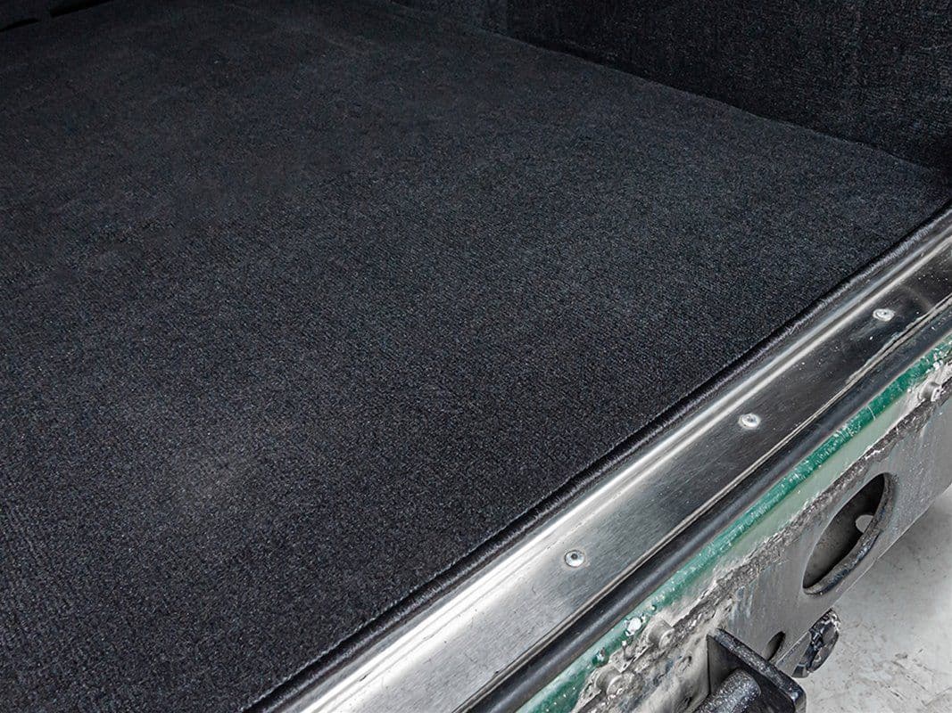 Defender 90 Rear Carpet Kit no rear seats - DA4913