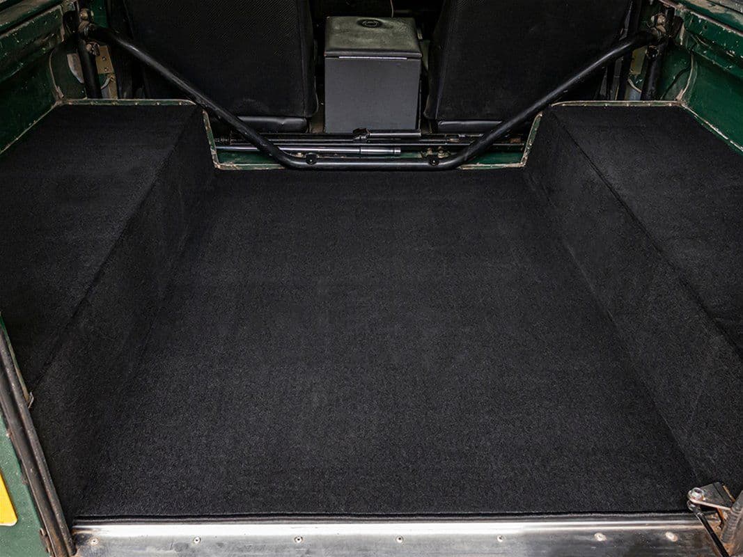 Defender 90 Rear Carpet Kit no rear seats - DA4913