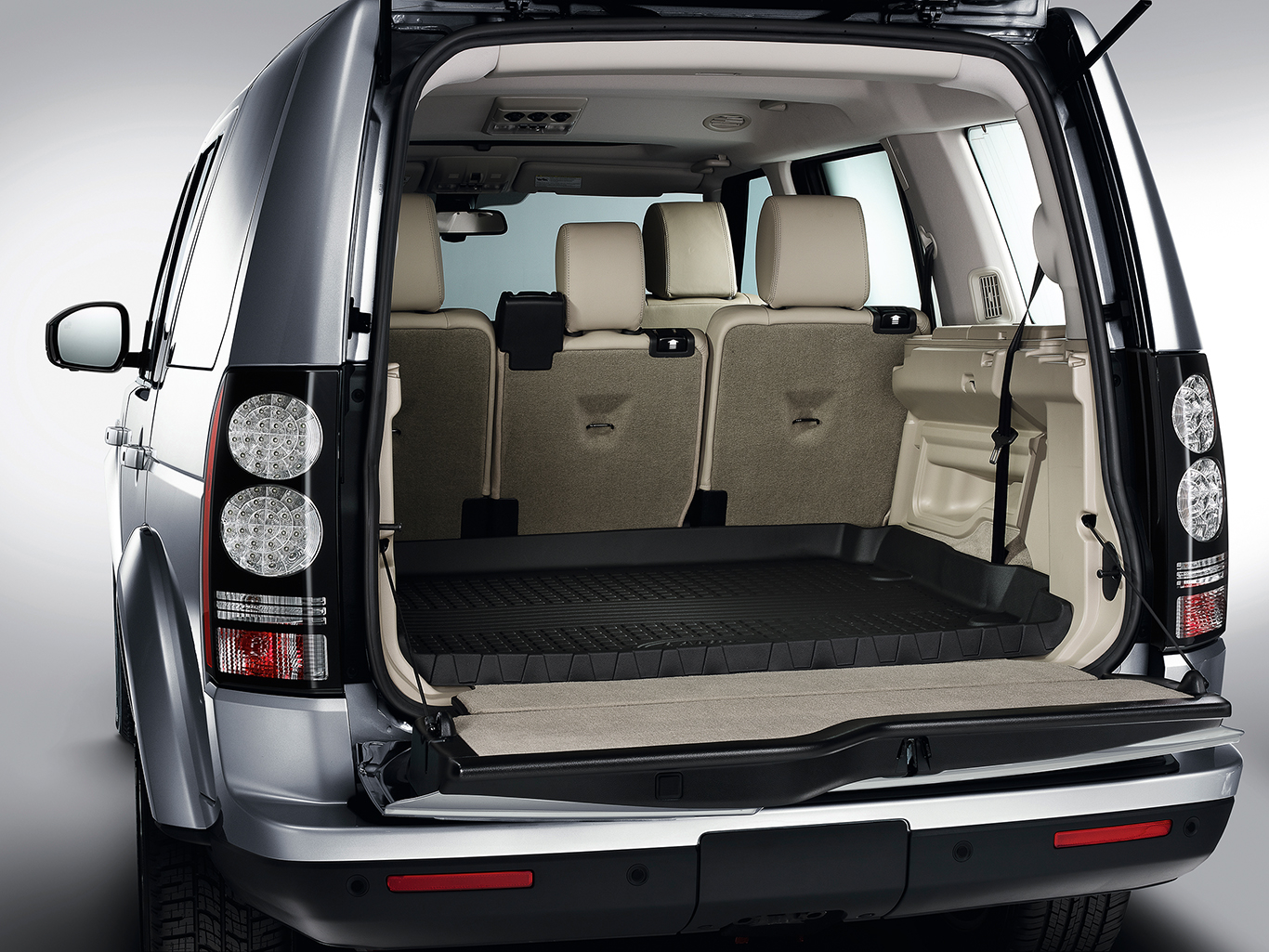 Discovery 3 and Discovery 4 Genuine Loadspace Liner Tray - EBF500010