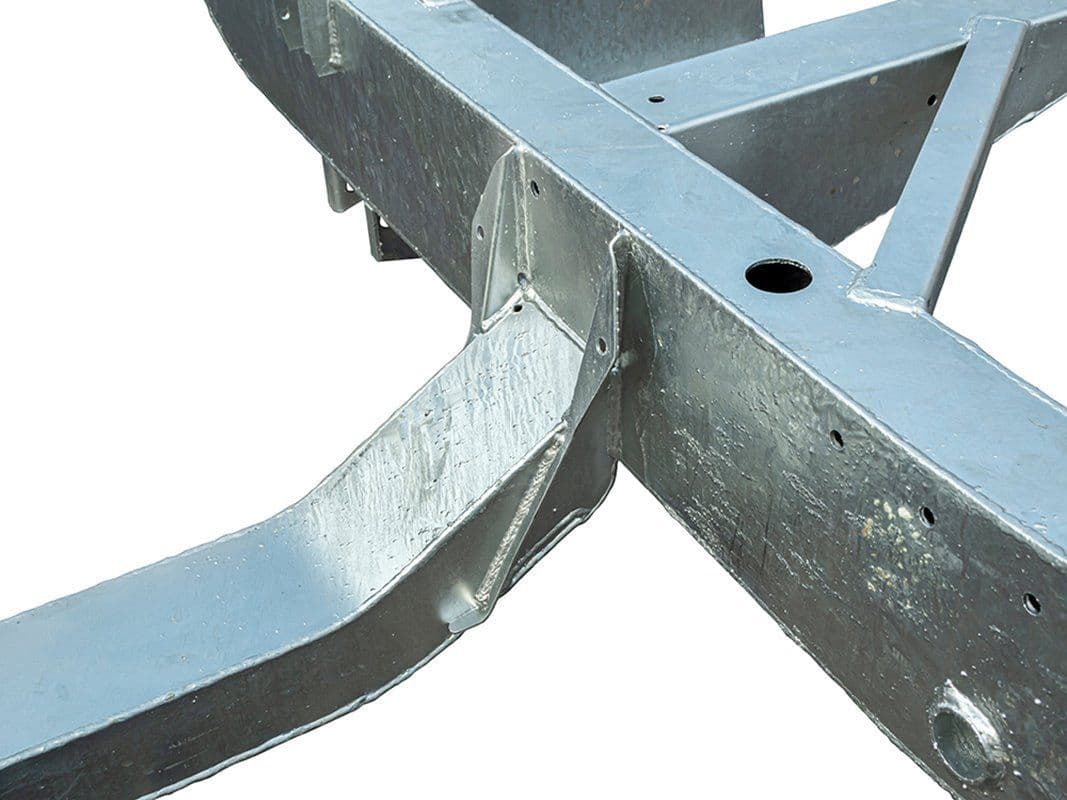 NRC4642G-M Complete Galvanised Chassis for Series 2A - 4-cyl Series 3 ...