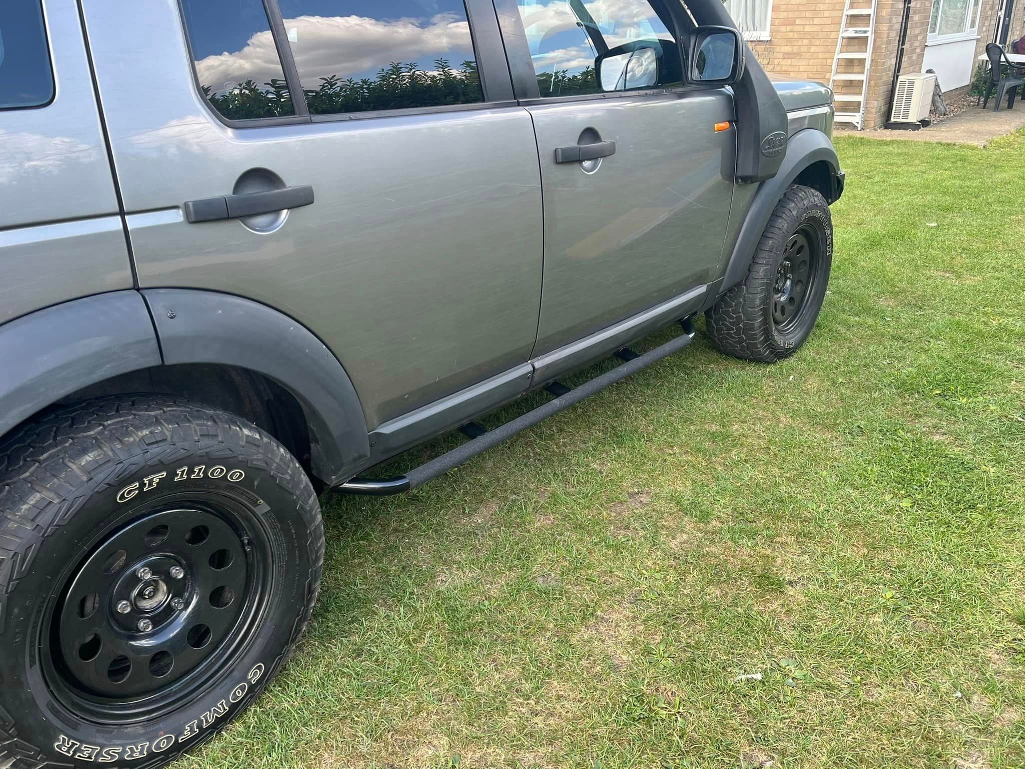 TF818 Terrafirma Discovery 3/4 Rock Sliders with Tree Bars