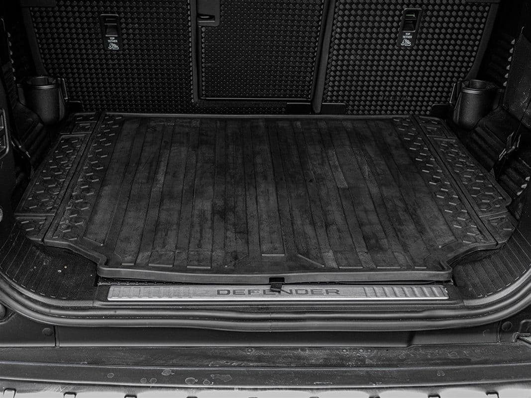 VPLES0566 New Defender 110 Loadspace Mat with Bumper Protector