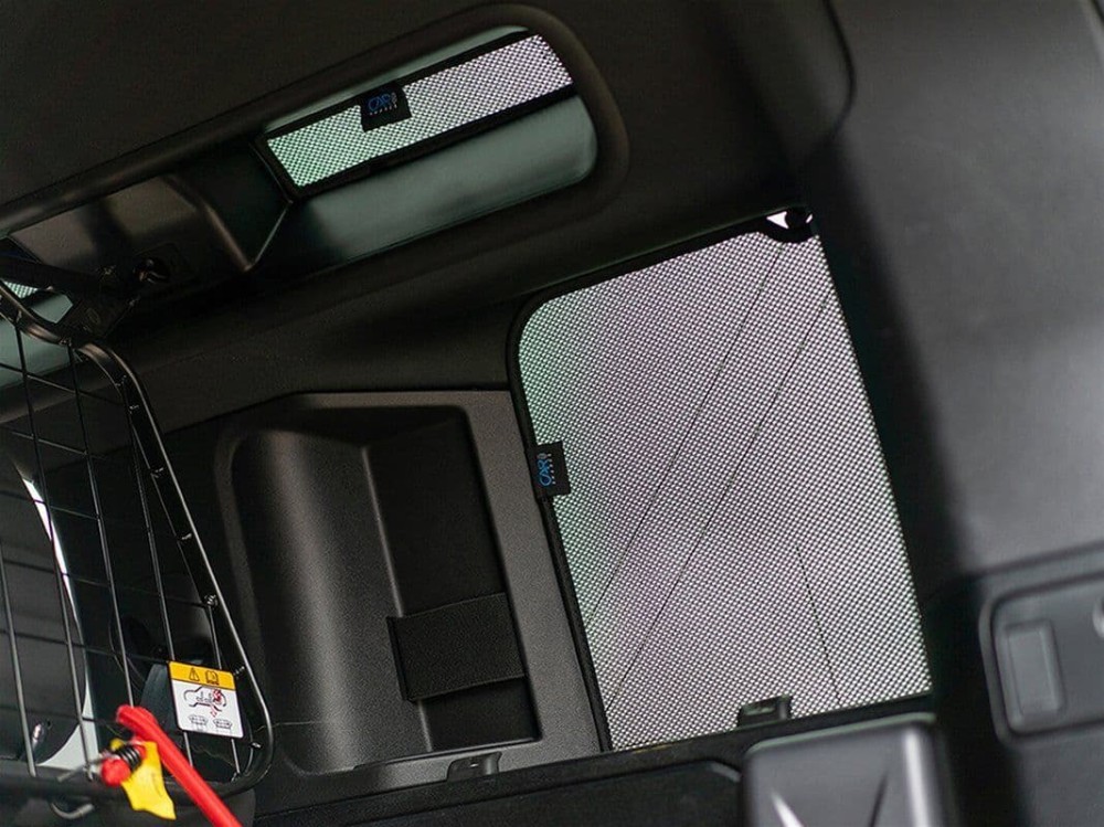 New Defender 110 Car Shade Kit - DA3874